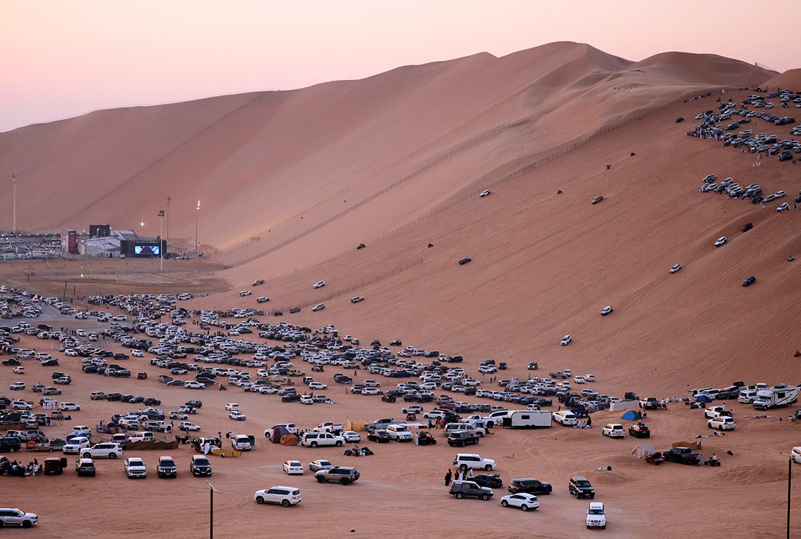 Tal Moreeb: An Adventure in the Liwa Desert